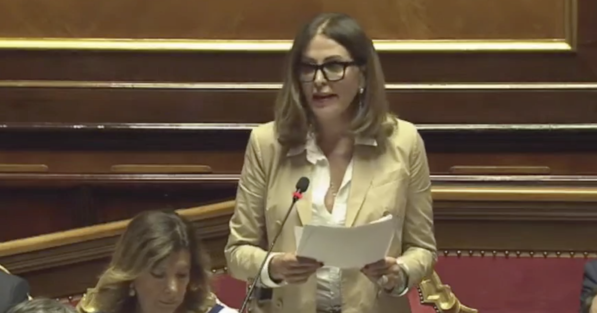 Giorgia Meloni:"Auspico le dimissioni del ministro Daniela Santanchè ...